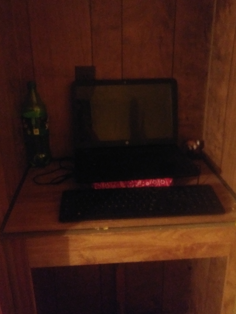 My pc setup - Raw and Random - MessengerGeek