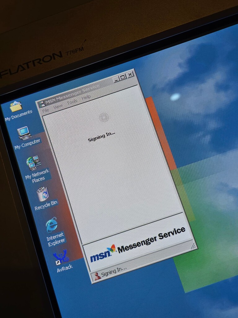 MSN Messenger loop loading into sign-in page - Messenger Support ...